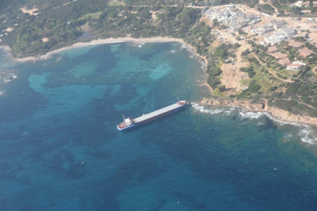 Renflouement du RHODANUS - Les Abeilles International